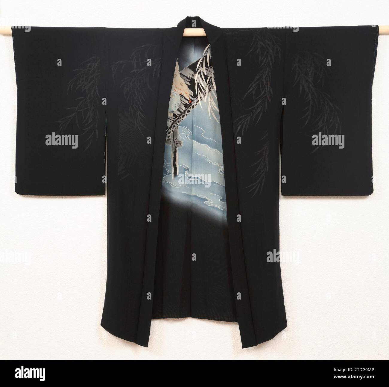 Women Haori with Ono No Tofu and Frog, 1920 - 1940 Haori for a woman ...