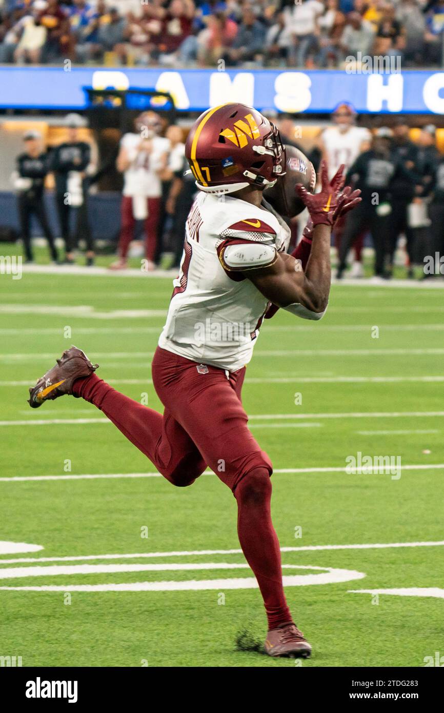 The rams defeated commanders 28 20 hi-res stock photography and images ...