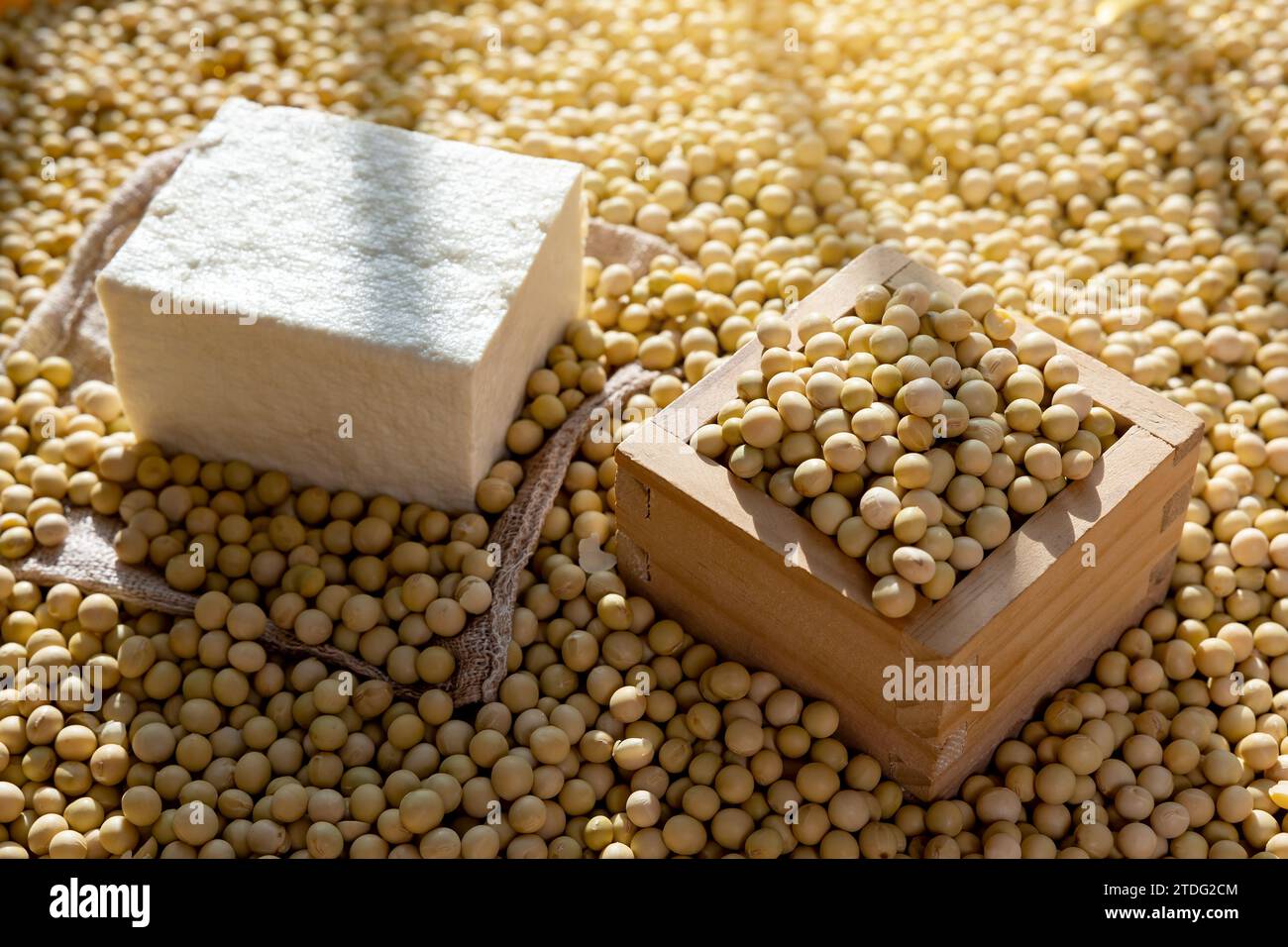Soybean in wooden bowl hi-res stock photography and images - Alamy