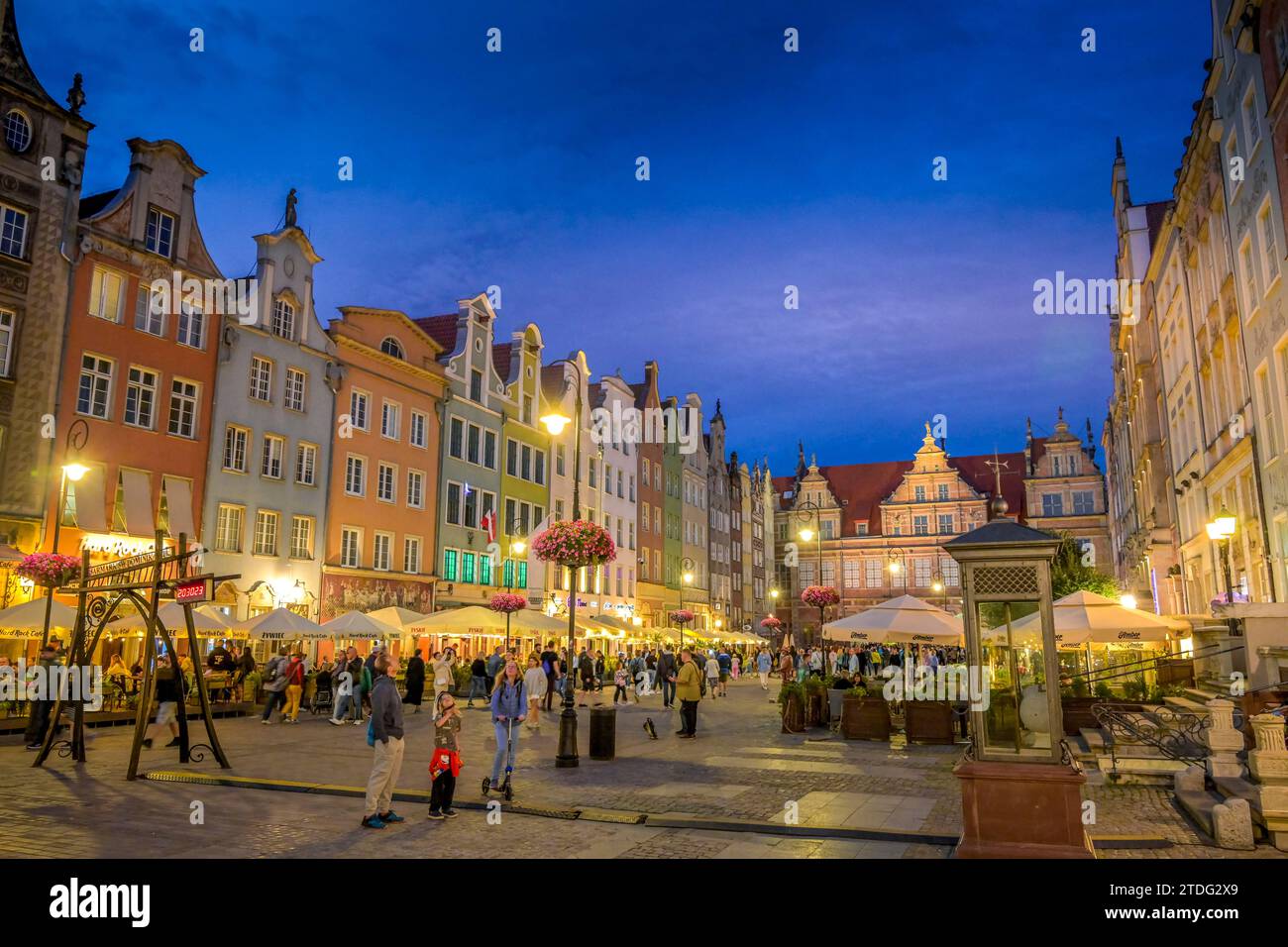 Touristen, Patrizierhäuser, Langer Markt, Altstadt, Danzig ...