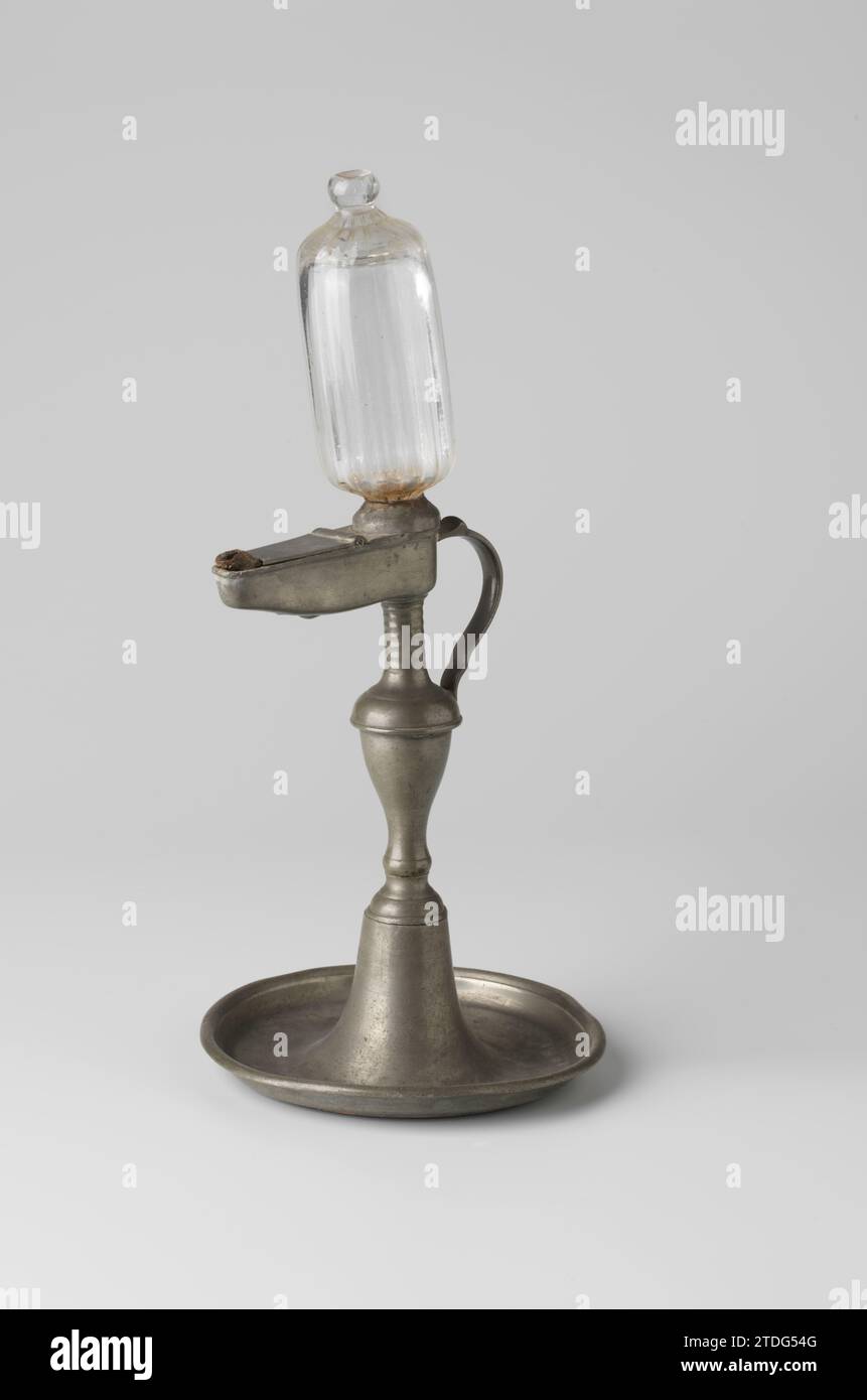 1800 oil lamp hi-res stock photography and images - Alamy