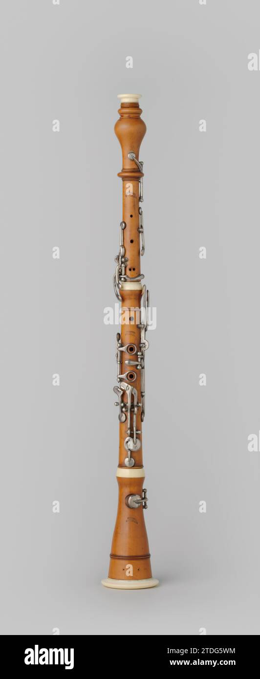 Oboe, Heckel, c. 1850 Hobo palm wood with typical applications: two ...