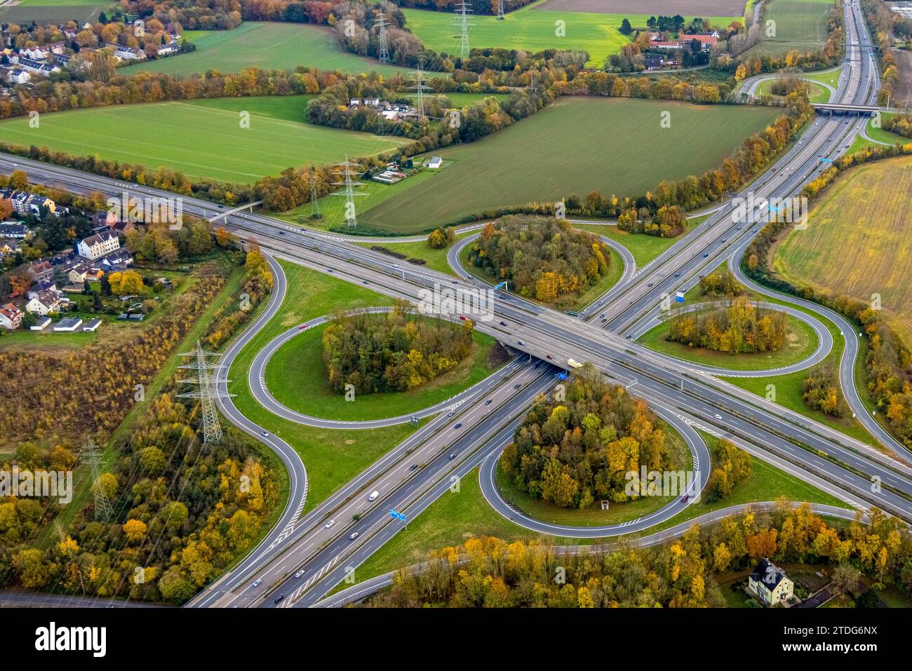Intersection of universitatsstrasse and freeway a448 hi-res stock ...