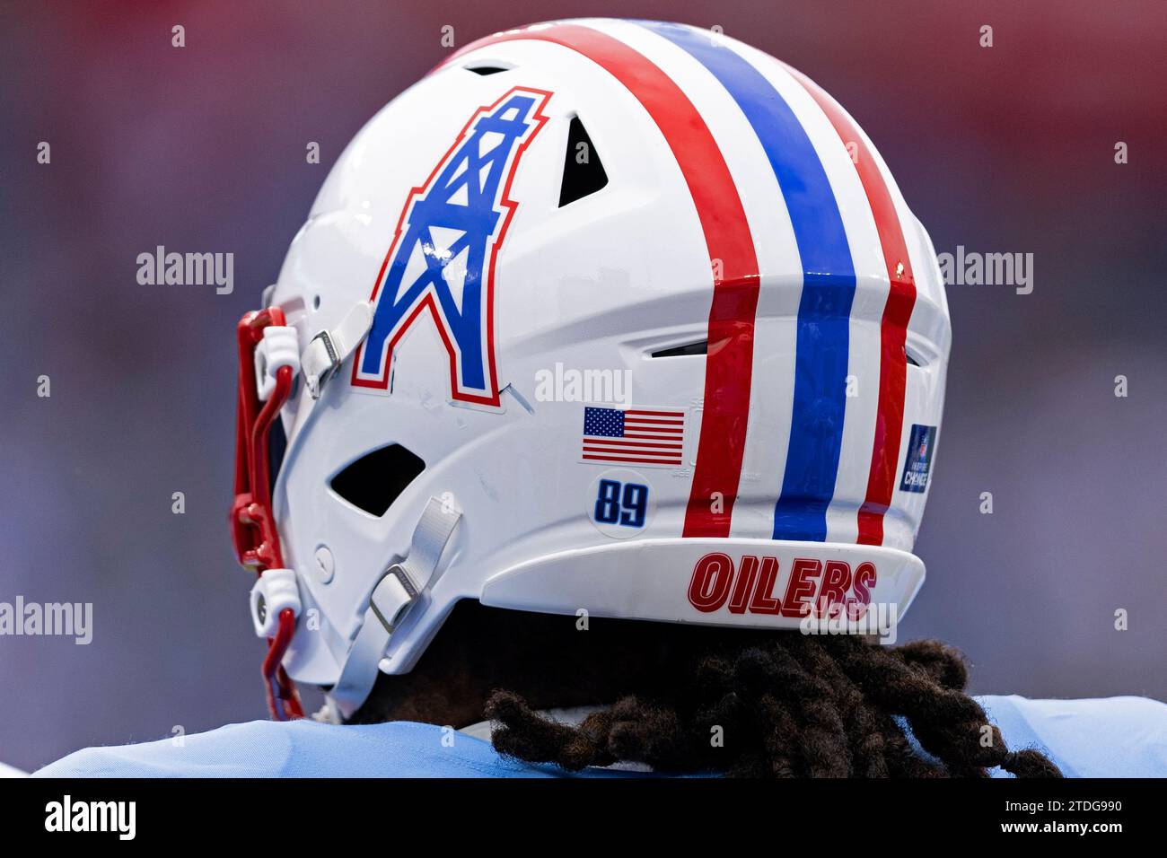 A decal of number 89 honoring former Tennessee Titans player Frank ...