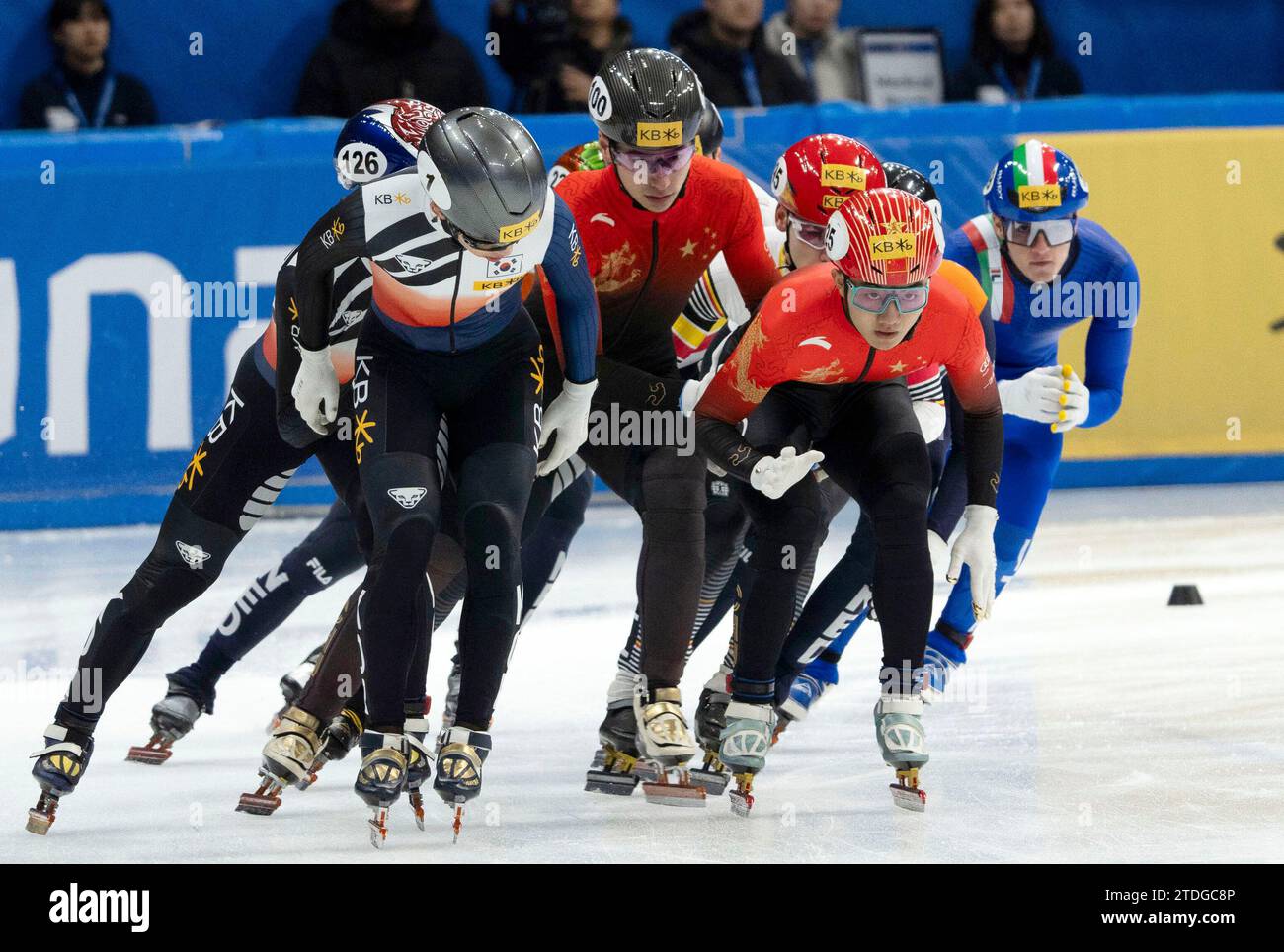 Seoul, South Korea. 17th Dec, 2023. From right, Skaters of China, the ...