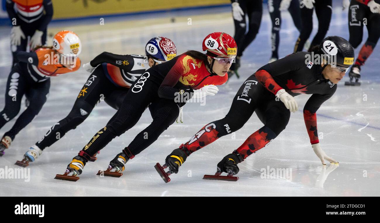 Seoul, South Korea. 17th Dec, 2023. Skaters of South Korea, the ...