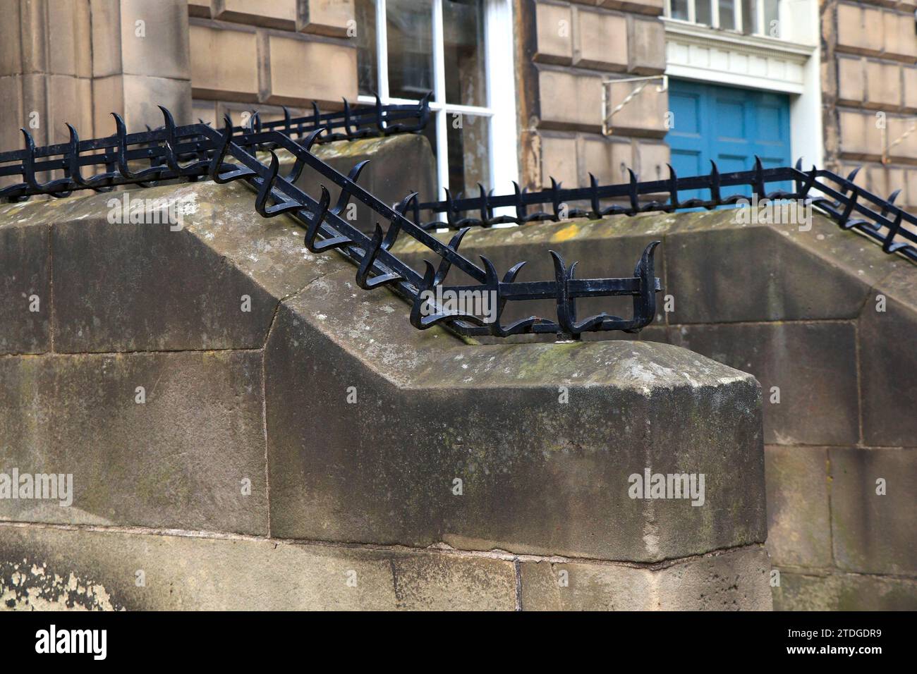 Railing pot rack hi-res stock photography and images - Alamy