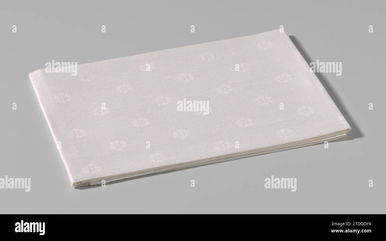 Napkin with a flower pattern, anonymous, c. 1800 - c. 1810 Linnamast ...