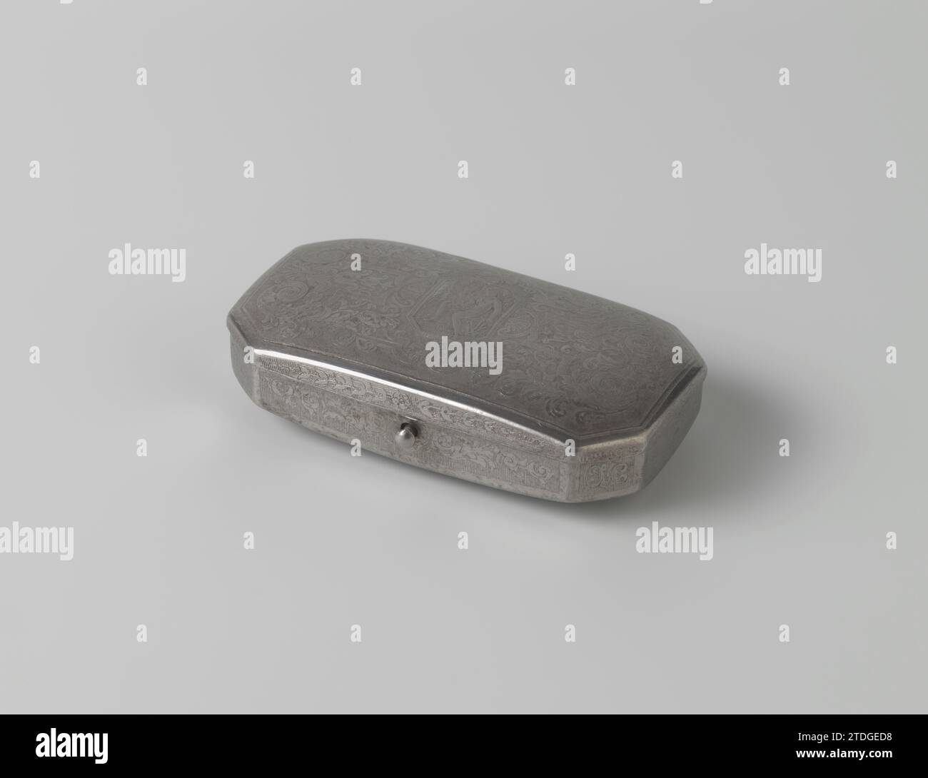 Beveled box hi-res stock photography and images - Alamy