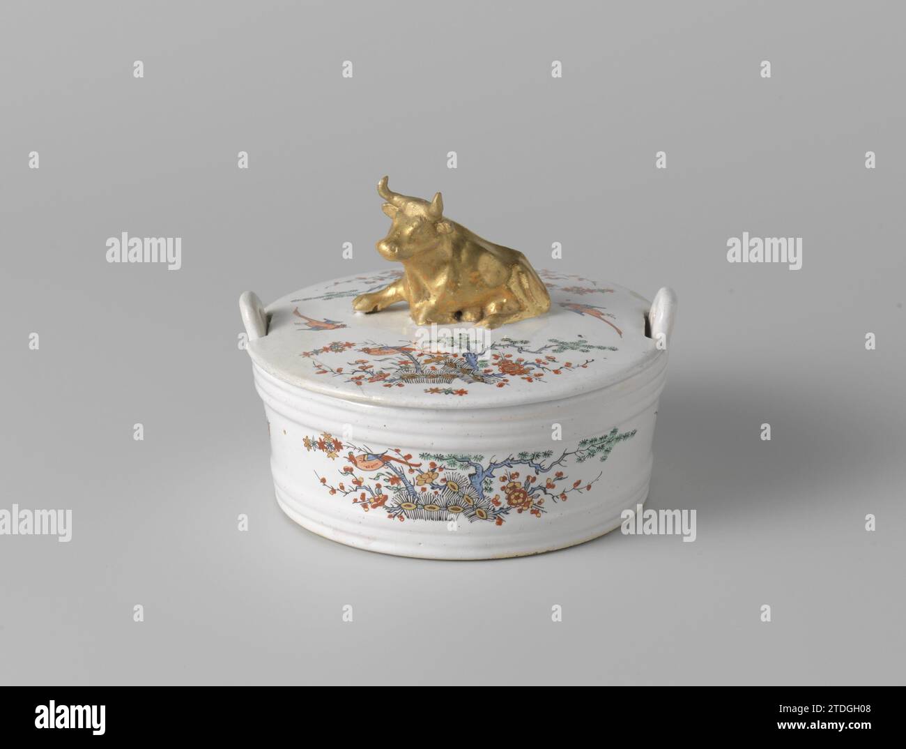 Butter fleet with lid, crowned by a lying cow, anonymous, c. 1700 - c ...