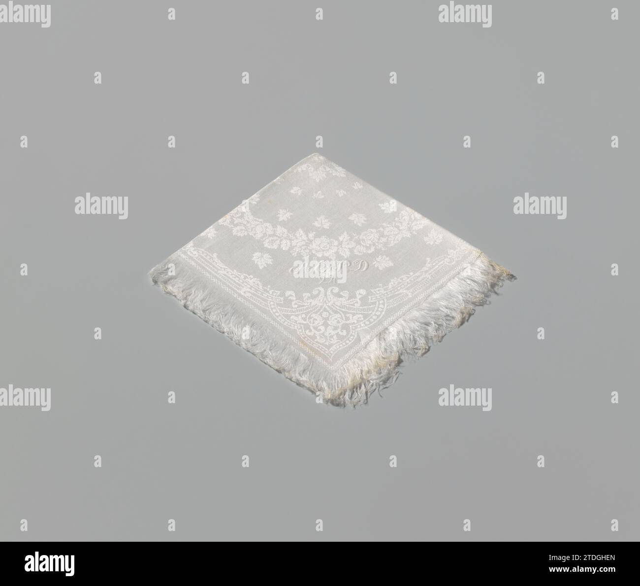 Linnamast finger cloth with a flower pattern, c. 1875 - c. 1900 ...