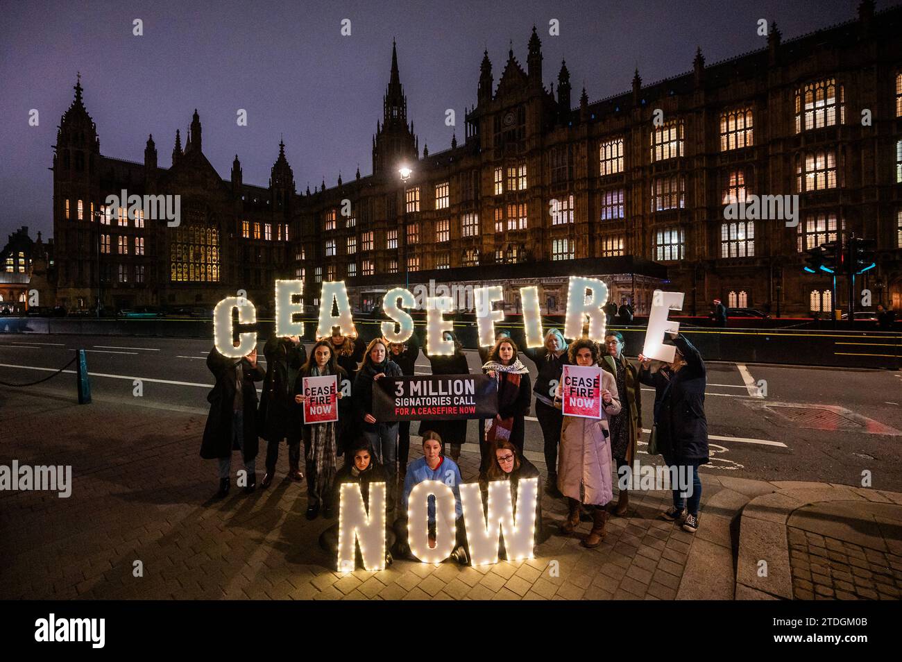 Ceasefirenow hi-res stock photography and images - Alamy