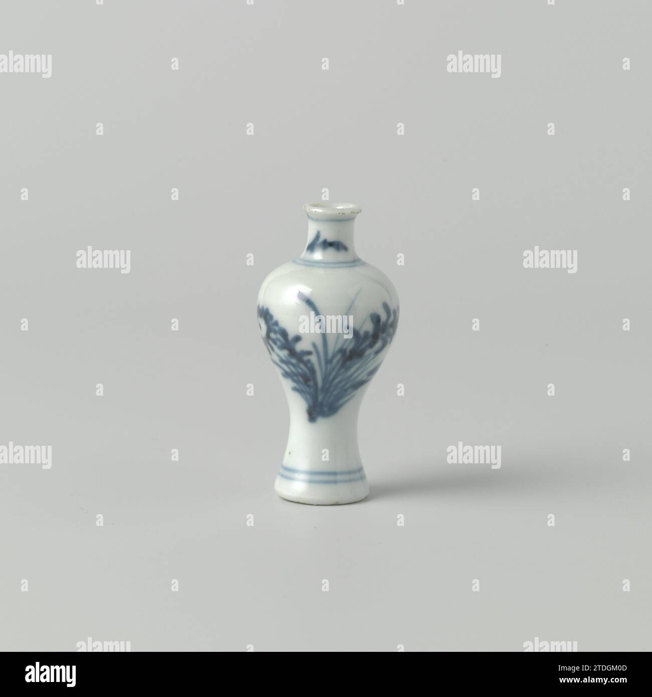 Miniature baluster vase with flower sprays, anonymous, c. 1675 - c ...
