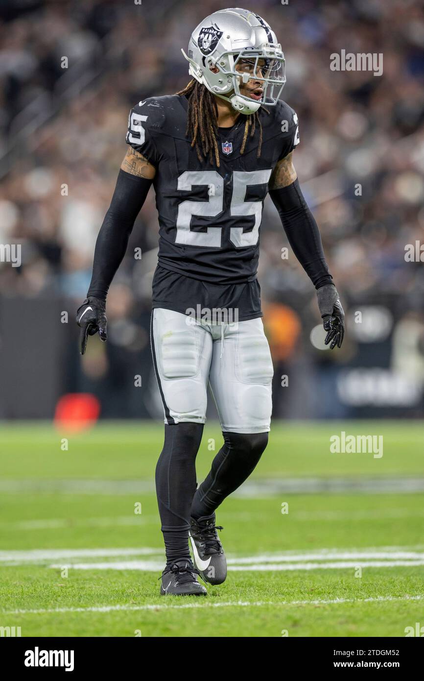 Las Vegas Raiders safety Tre'von Moehrig (25) against the Los Angeles ...