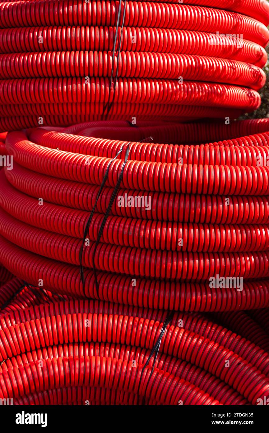 Tube coils hi-res stock photography and images - Alamy
