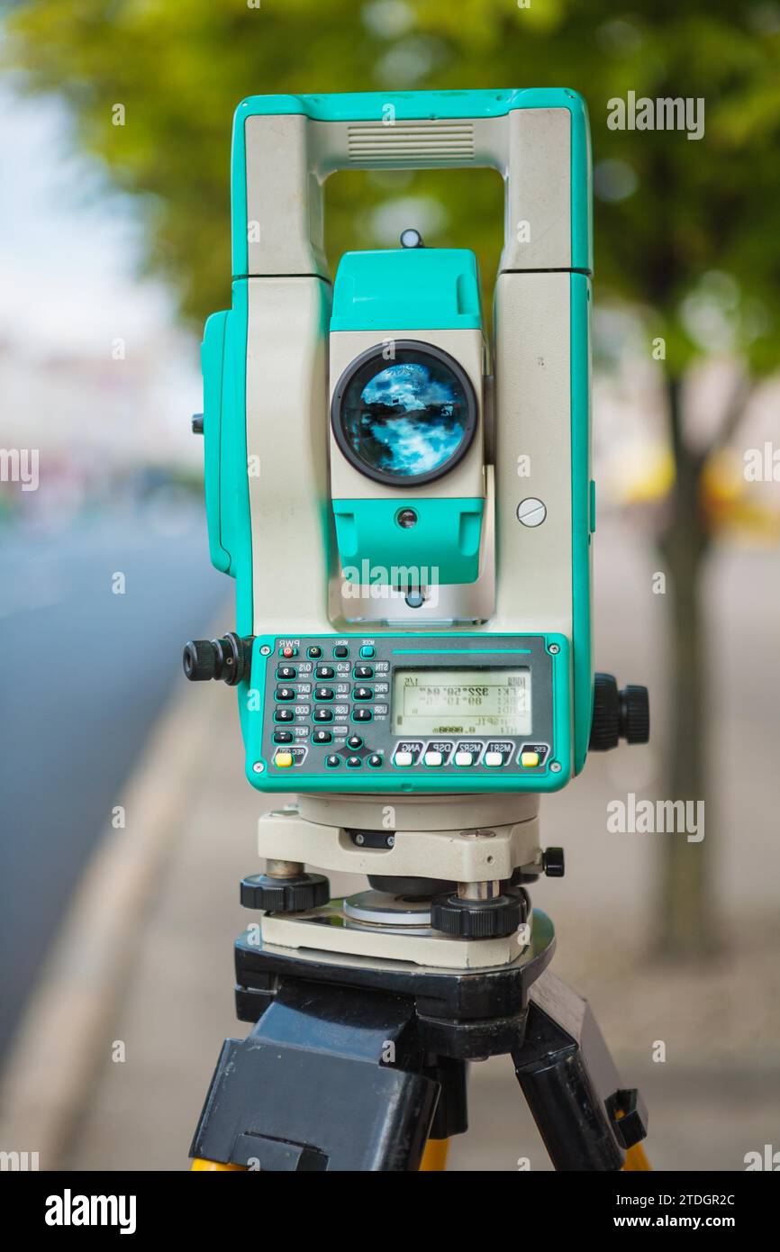 Modern surveying hi-res stock photography and images - Alamy