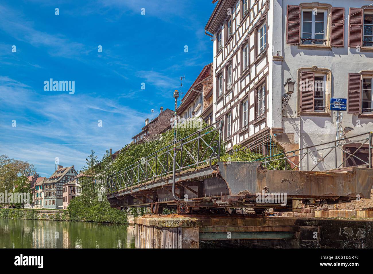 Pont du Faisan, Pheasant Bridge or Fasanenbruck.Swing hydraulic bridge ...