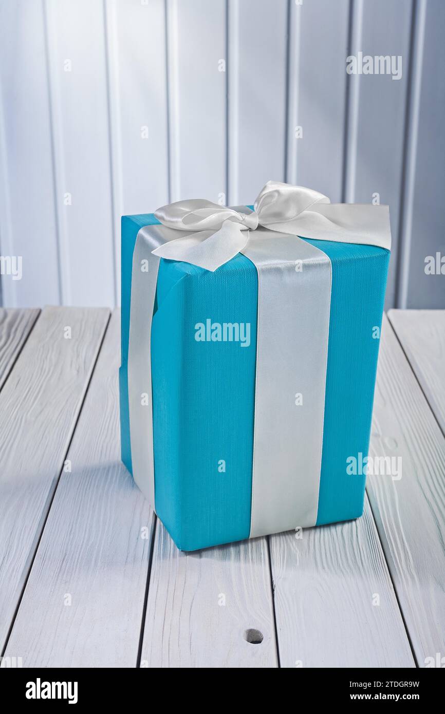 Decorative blue gift box hi-res stock photography and images - Alamy