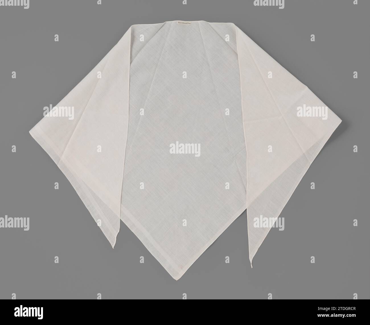 Fichu of cotton, triangular with a border of stripe pie, anonymous, c ...