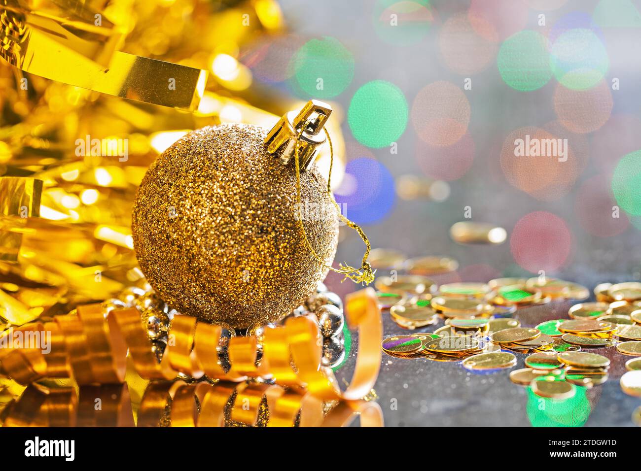 Coloured string ball hi-res stock photography and images - Alamy