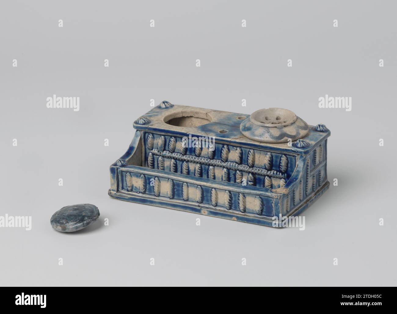 Sand shaker with pierced top, anonymous, c. 1750 - c. 1799 Sand ...