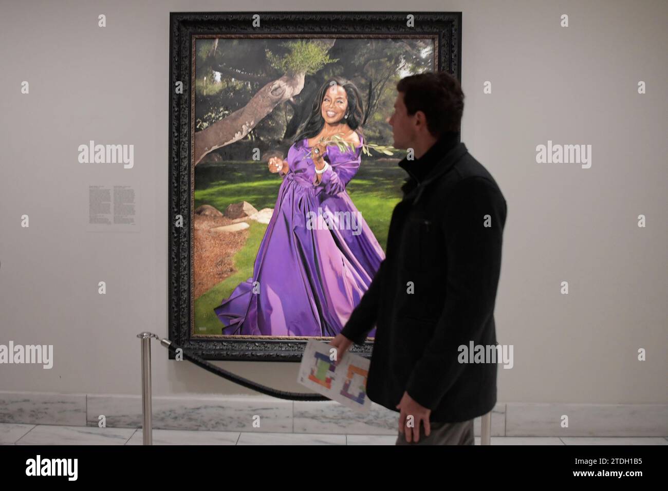 Washington, USA. 18th Dec, 2023. Oprah Winfrey's portrait painted by ...