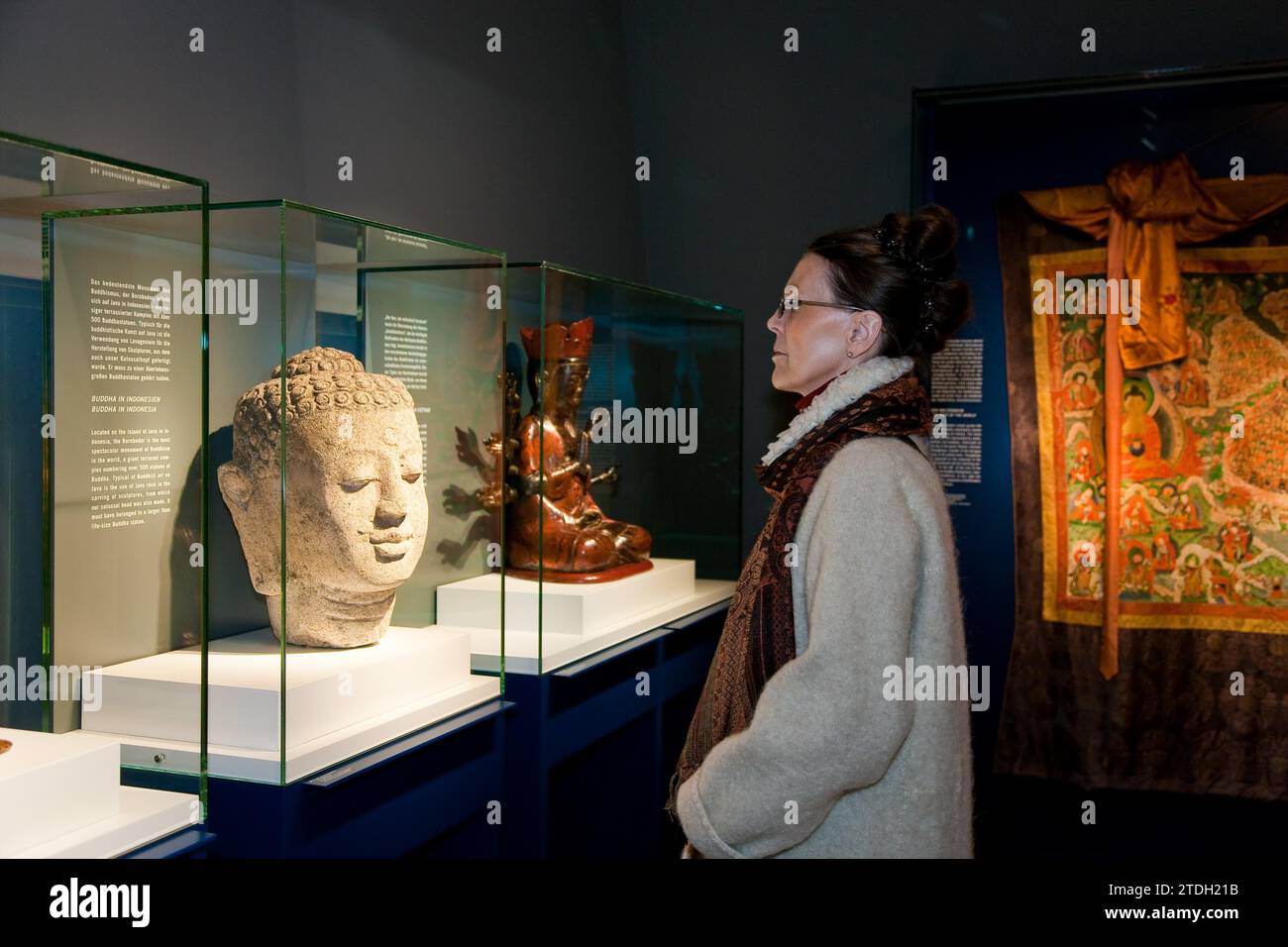 Admire artwork hi-res stock photography and images - Alamy