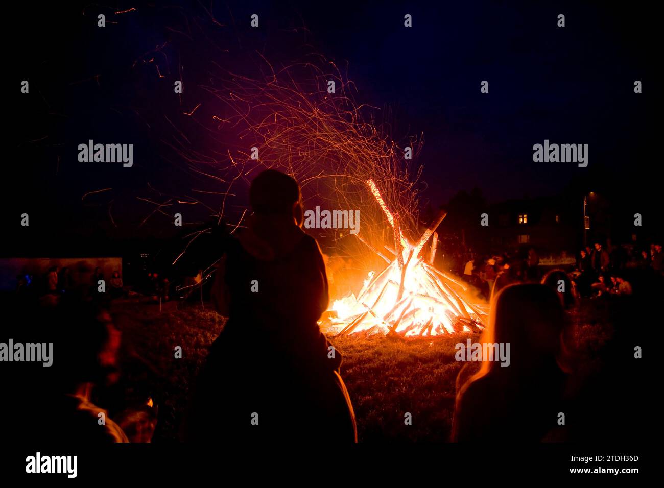 Witch and fire hi-res stock photography and images - Alamy