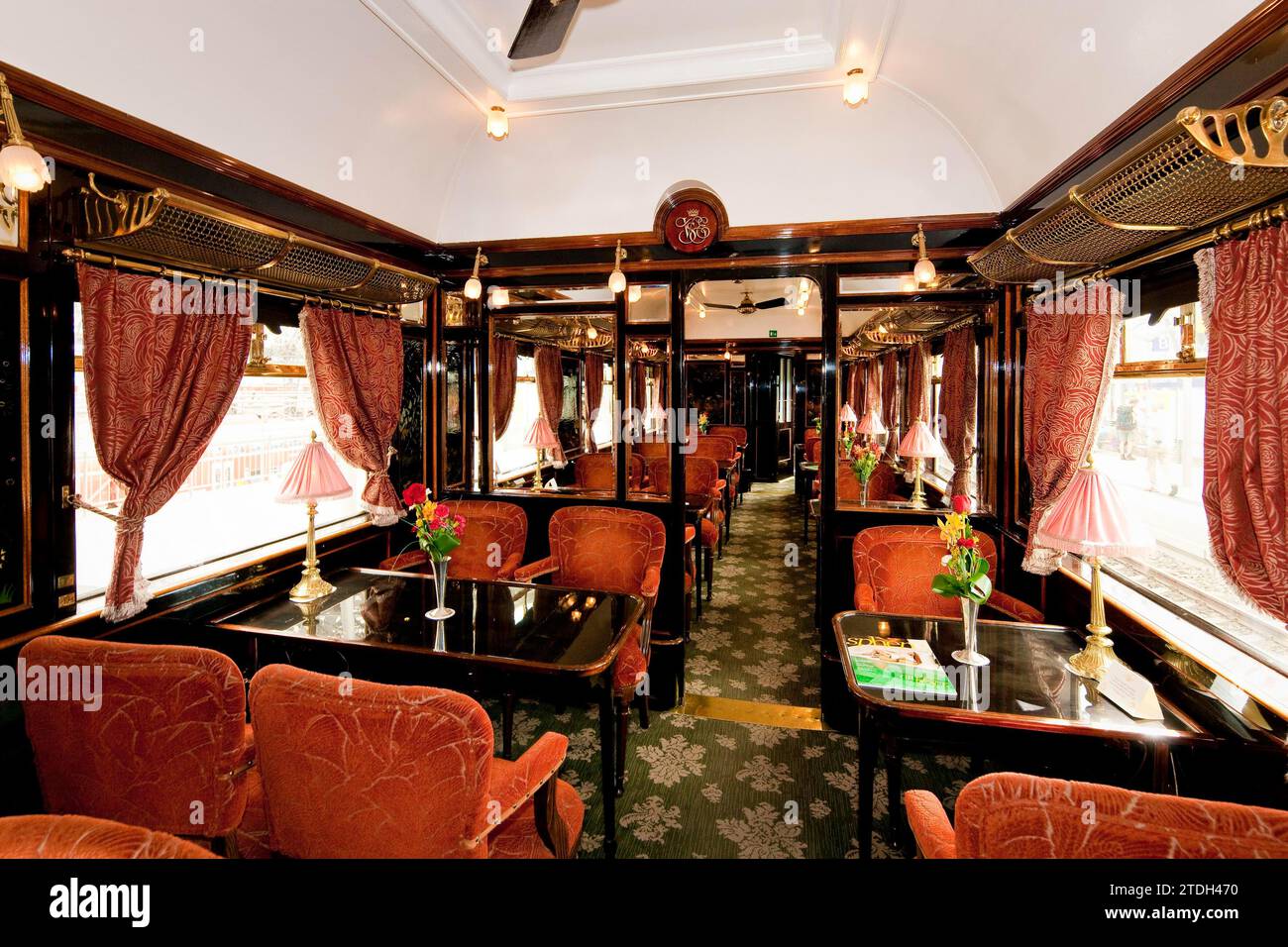 Vintage orient express hi-res stock photography and images - Alamy