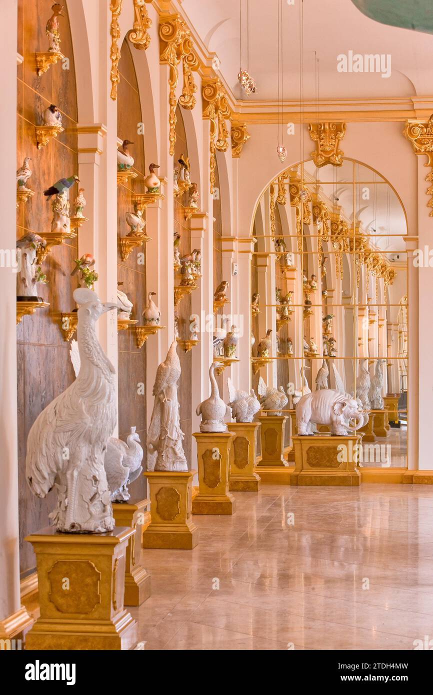 Meissen porcelain history hi-res stock photography and images - Alamy