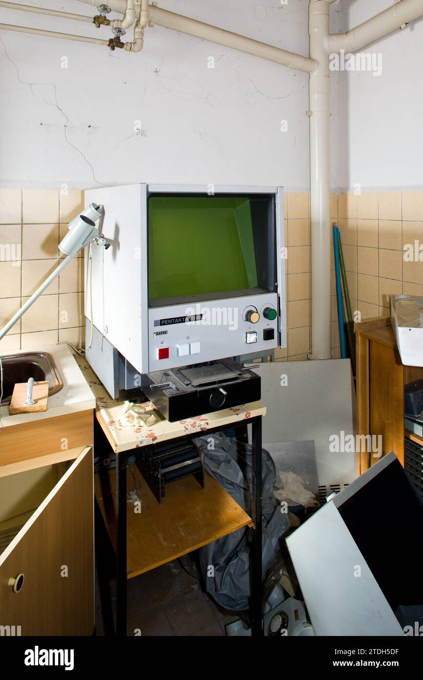 Dresden Stasi memorial, interrogation rooms, archive, photo lab Stock ...