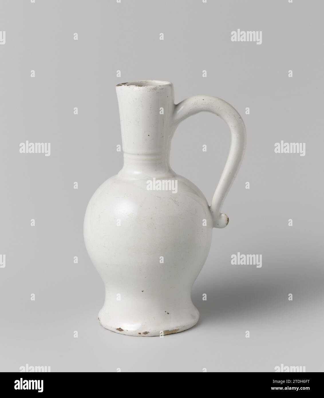 Narrow cylindrical hi-res stock photography and images - Alamy