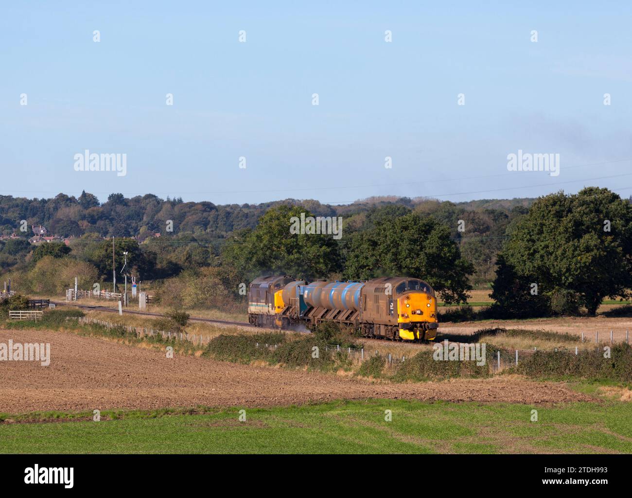 Direct Rail Services class 37 diesel locomotive in the Yorkshire ...