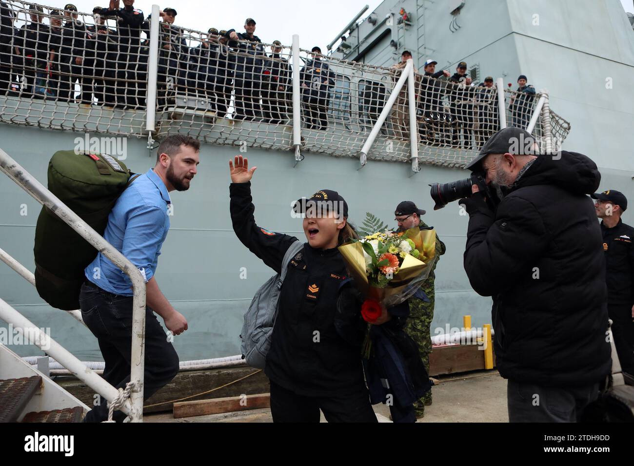 Esquimalt, Canada. 18th Dec, 2023. Master seaman Seunghee Ryu and her husband Adam Bestward ...