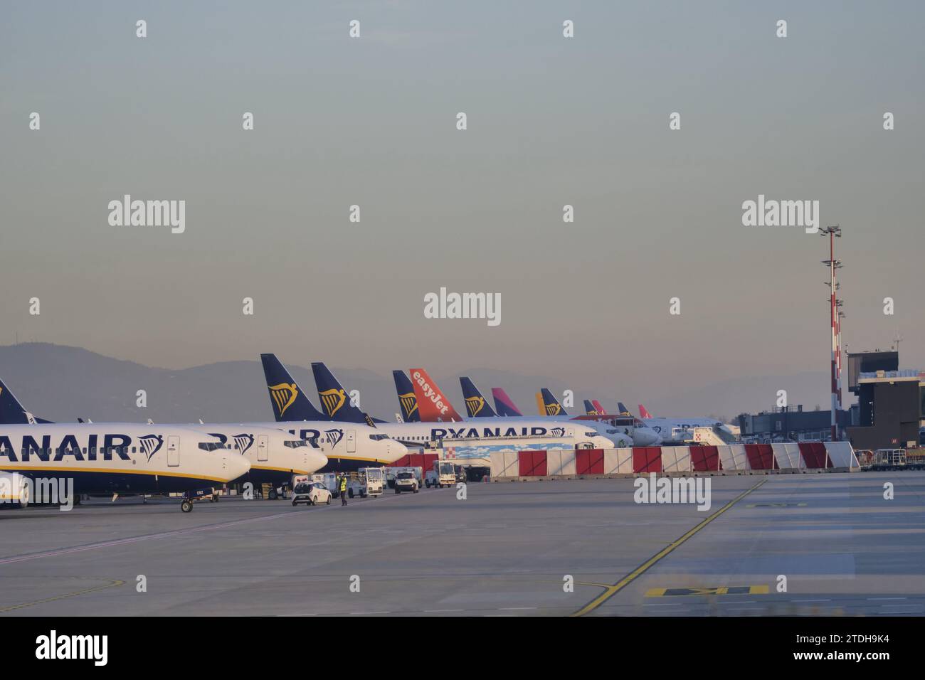 Orio Al Serio, . 18th Dec, 2023. Ryanair takes off (on the stock market ...