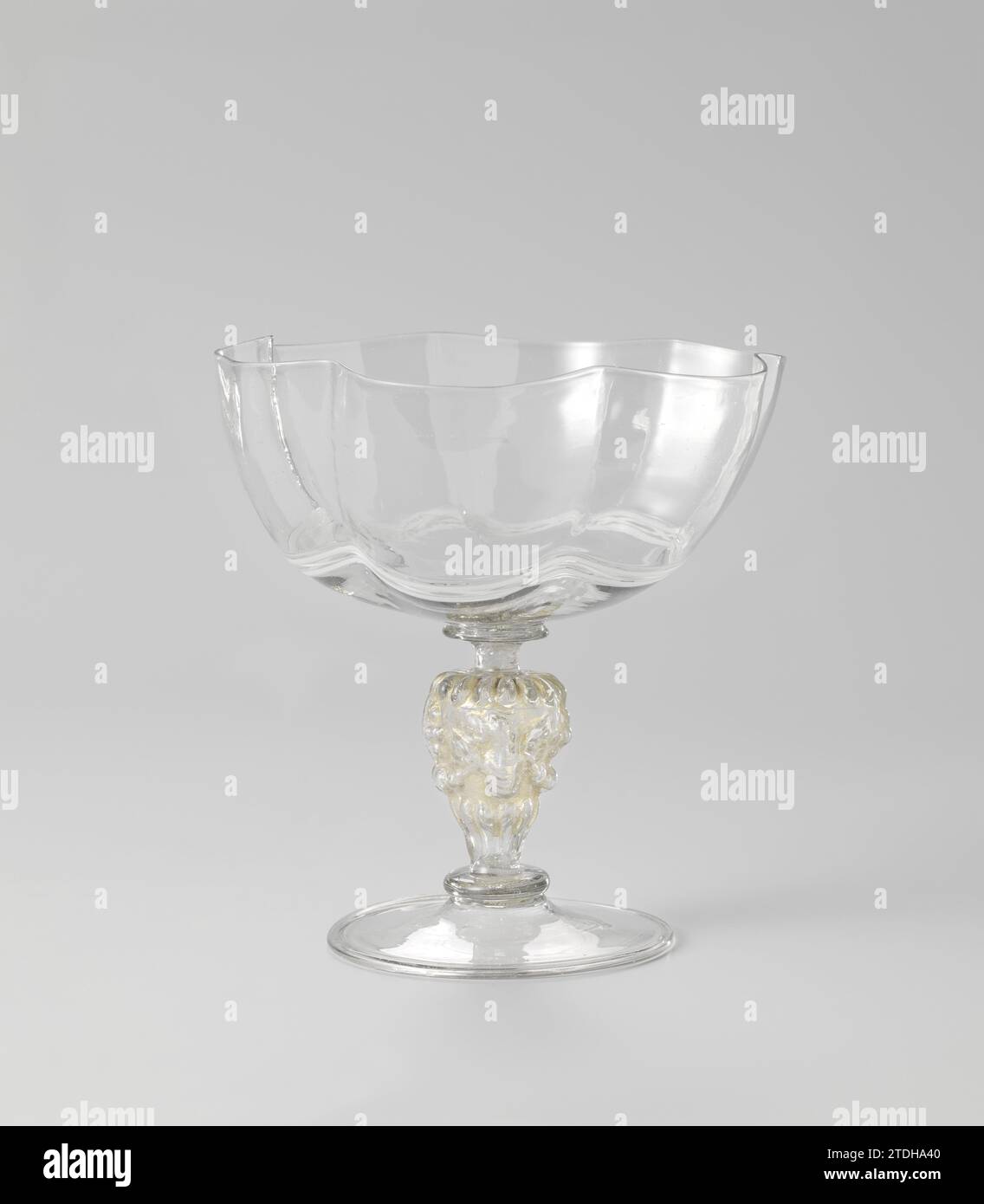 Chalice glass with ashesian chalice with lattimo wires, anonymous, c ...
