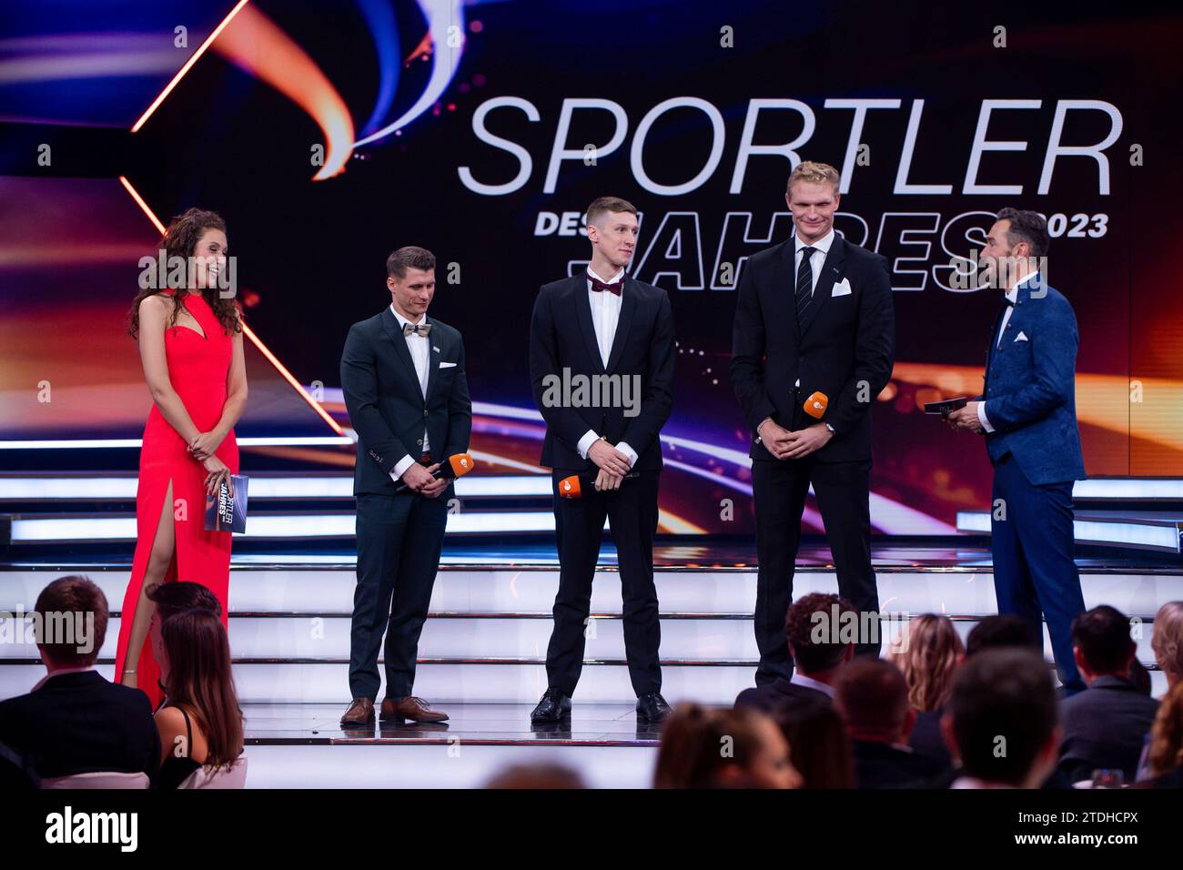 Lena Kesting (ZDF Moderatorin), Lukas Dauser (Turnen), Florian ...