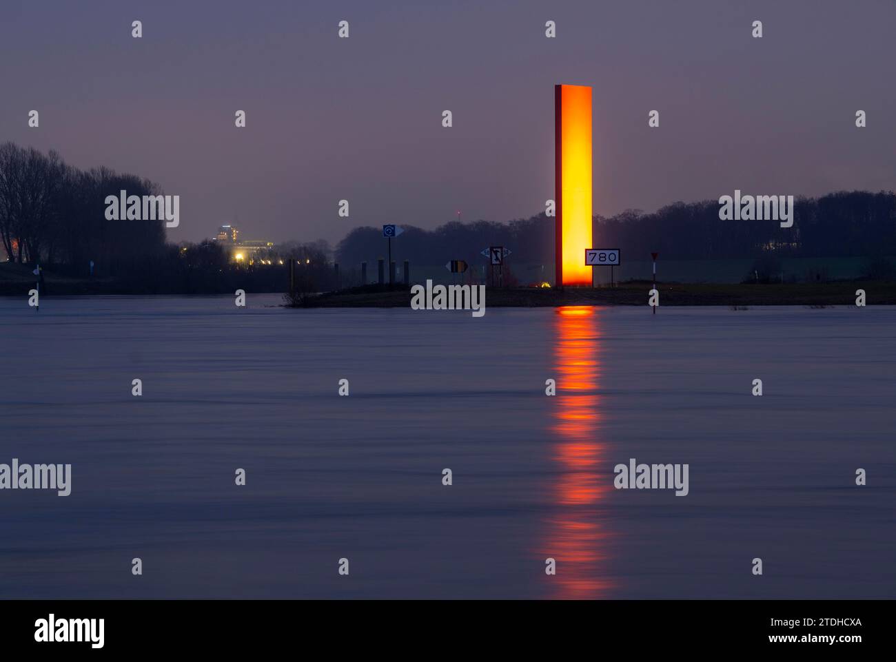Sculpture Rhine orange, at the mouth of the Ruhr into the Rhine, orange ...
