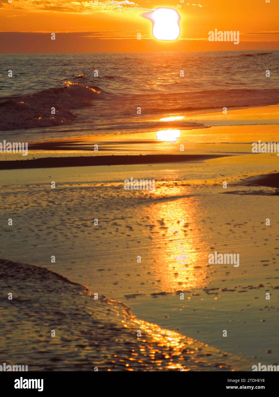 Orange beach alabama sunset hi-res stock photography and images - Alamy