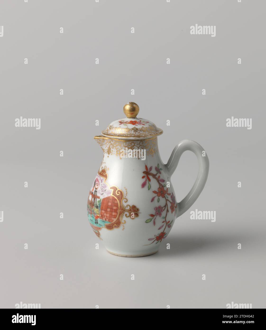 Gol triangular hi-res stock photography and images - Alamy