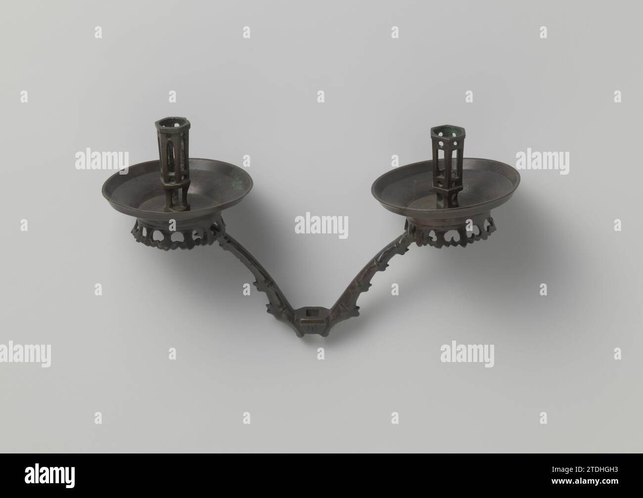 Part of a candle crown, anonymous, 1475 - 1485 The two-armor with crabs ...