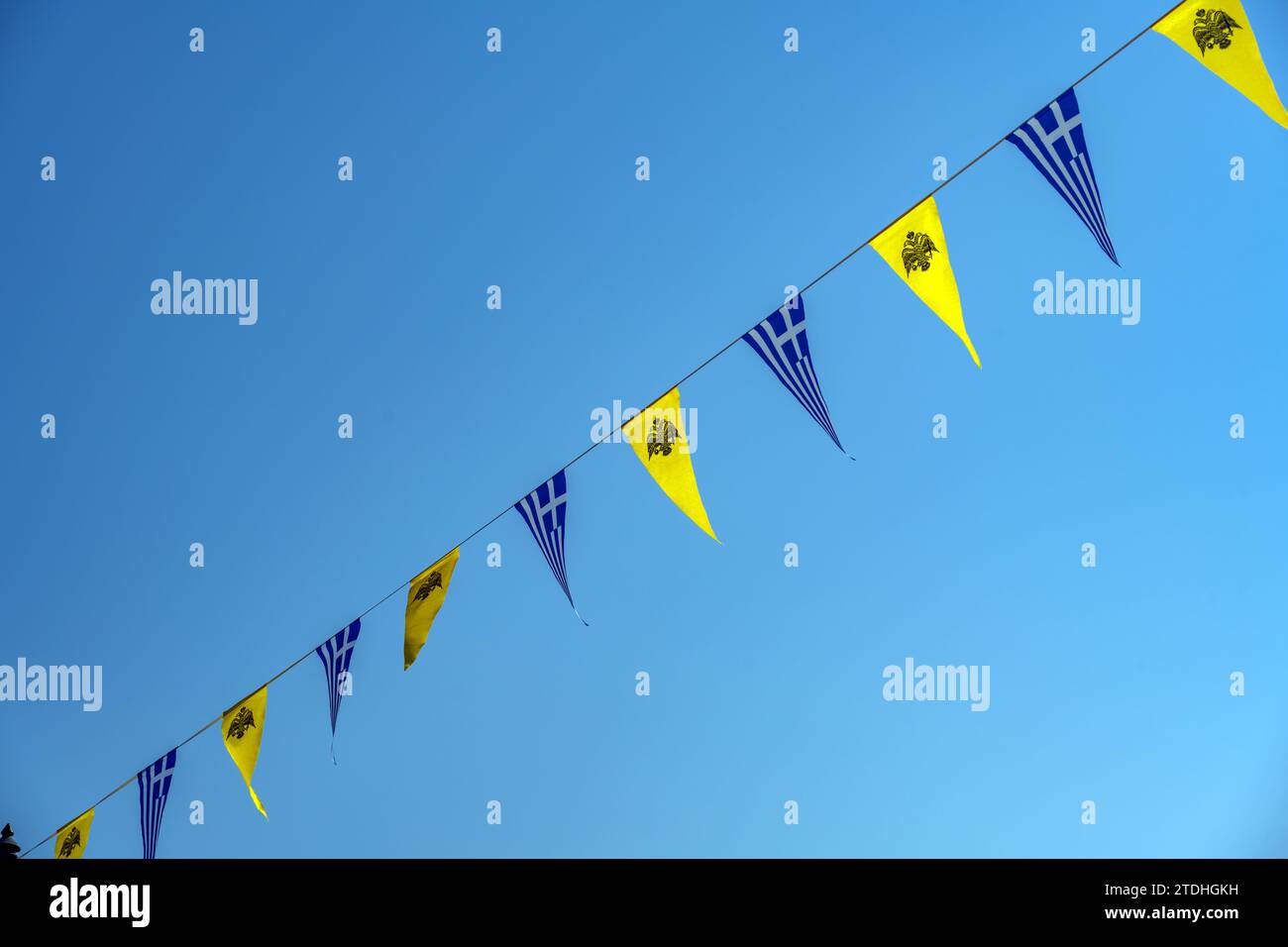 String of bunting hi-res stock photography and images - Alamy