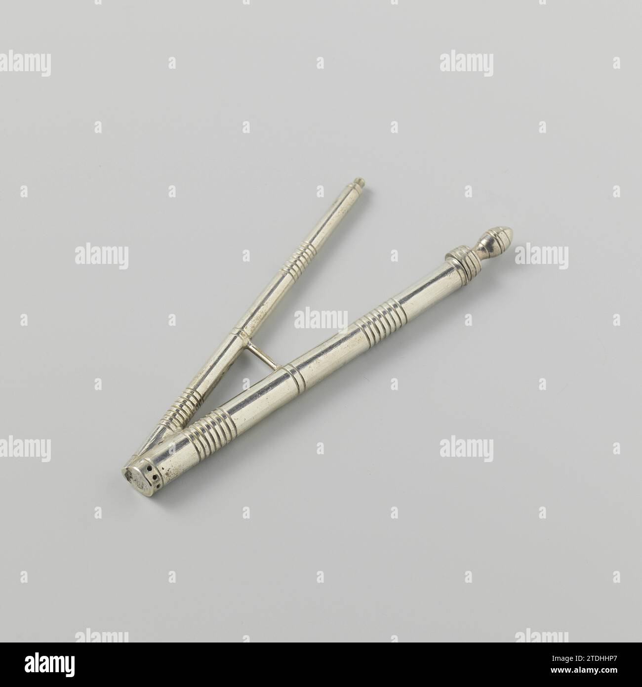 V shaped handle hi-res stock photography and images - Alamy