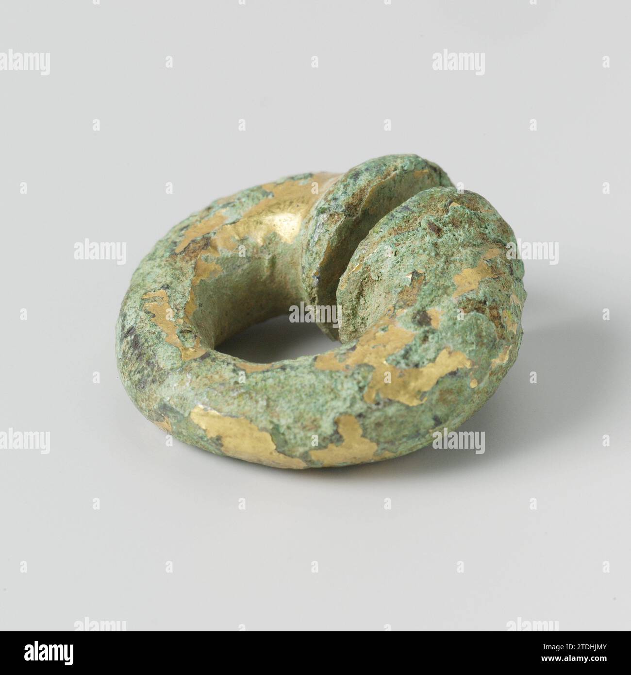 Round cross section hi-res stock photography and images - Alamy