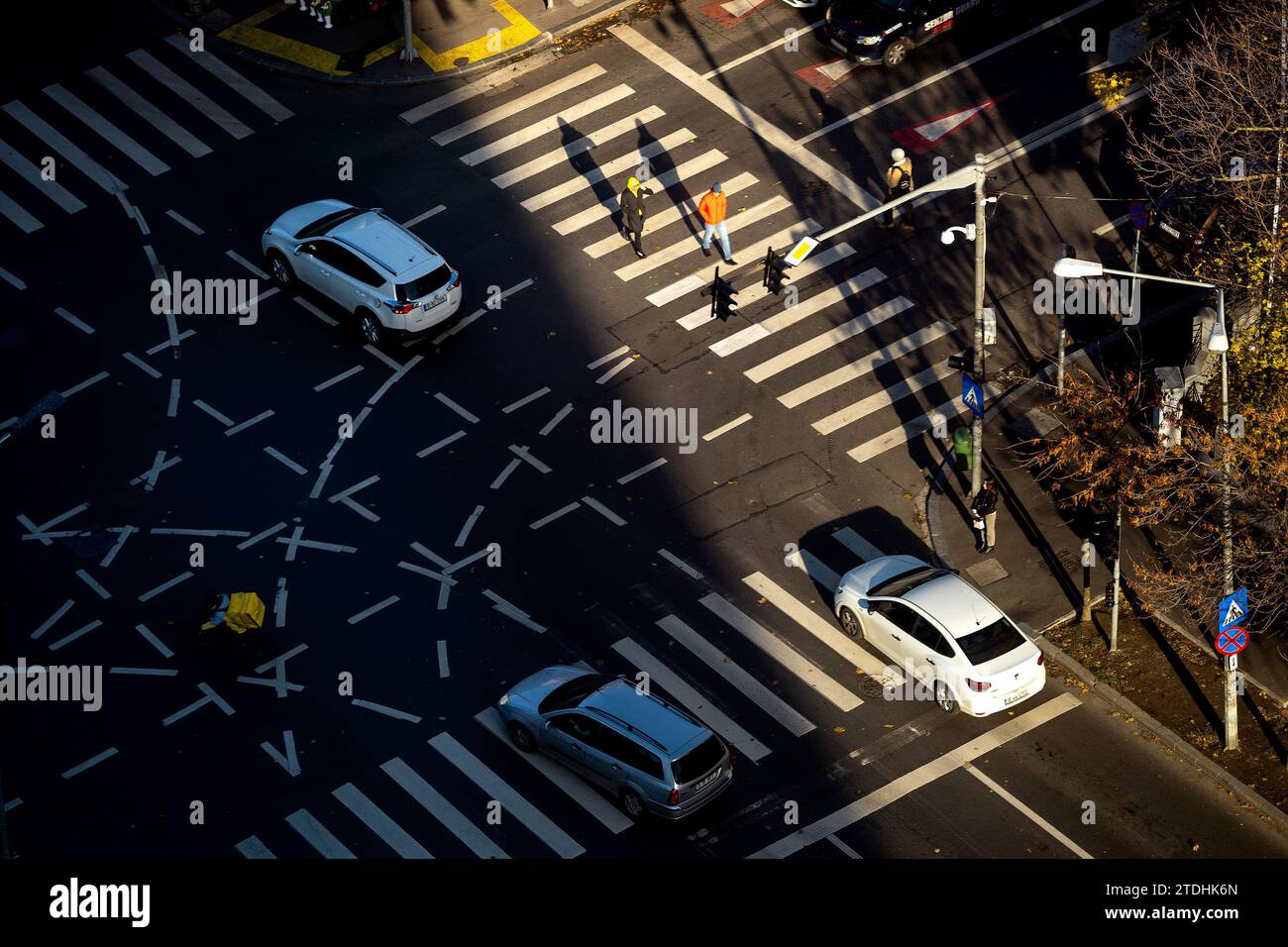 Traffic box junction aerial hi-res stock photography and images - Alamy