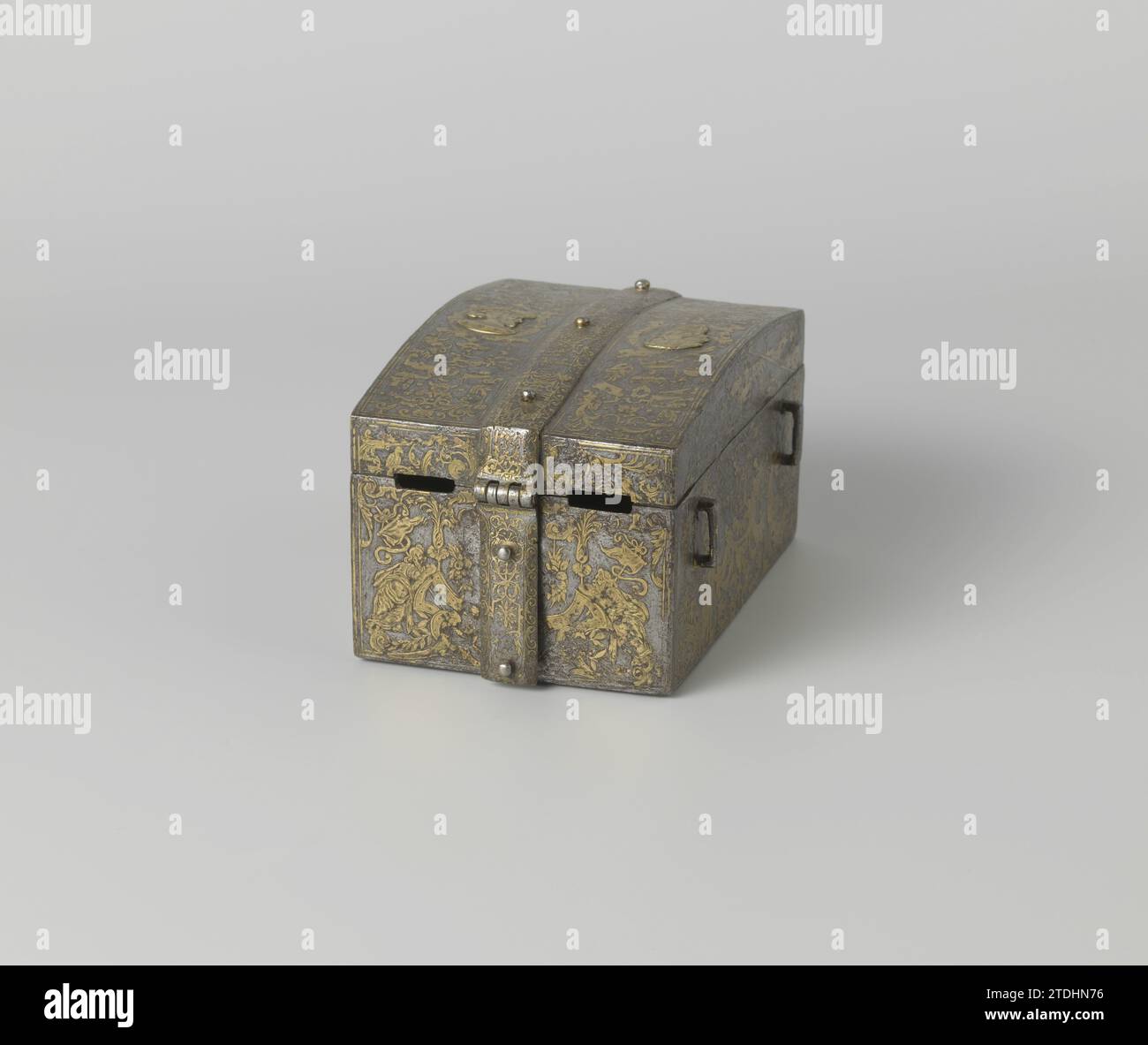 Jewelry box of wrought iron with gilded grotesken, anonymous, 1500 ...