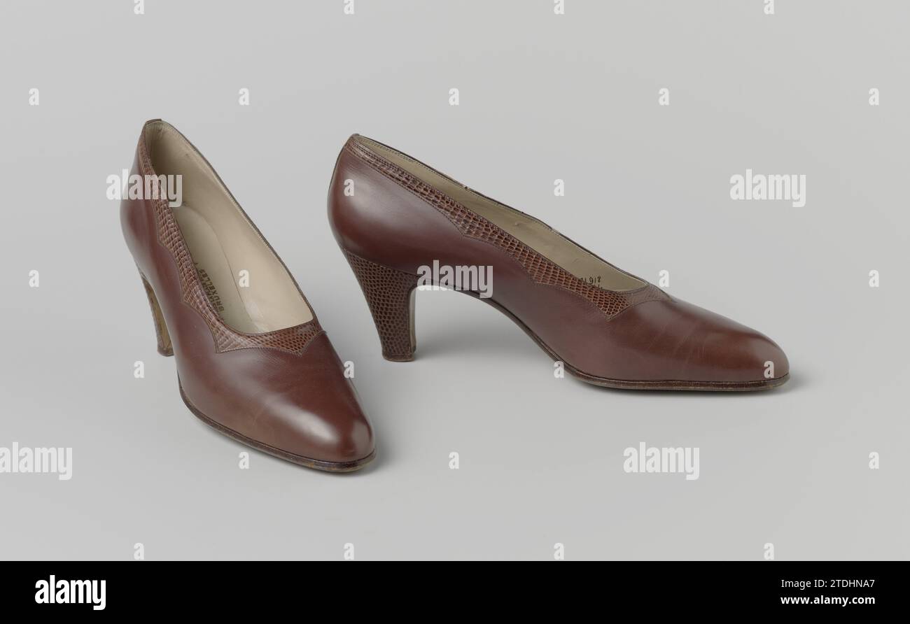 Sculpted heel hi-res stock photography and images - Alamy