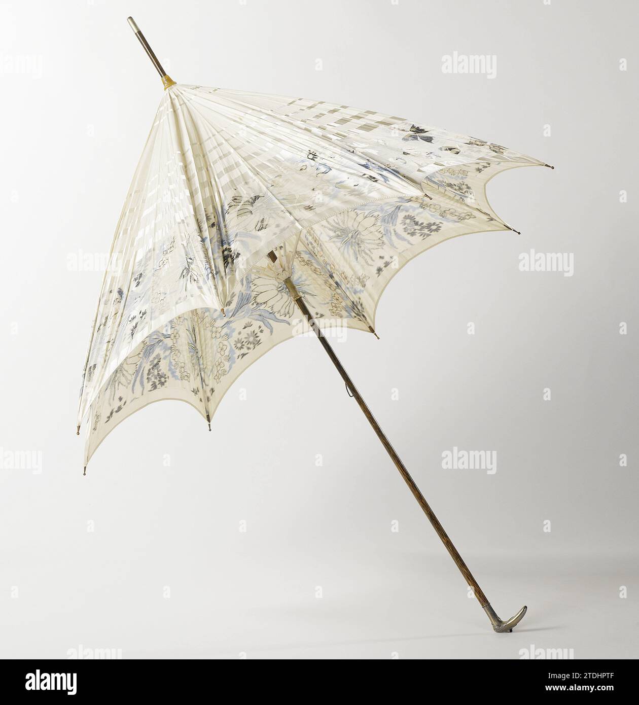 Parasol with woven motif of flowers and butterflies, anonymous, c. 1895 ...