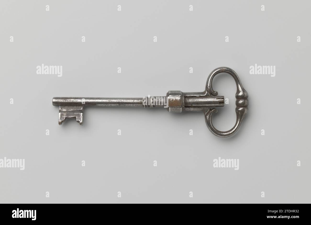 Double key, c. 1850 - c. 1900 Double key consisting of a normal rotary ...