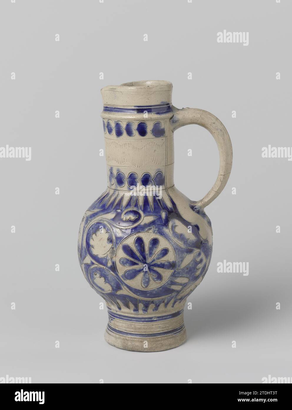Jug with floral scrolls, anonymous, c. 1750 - c. 1824 Can of stoneware on a high base with a ...